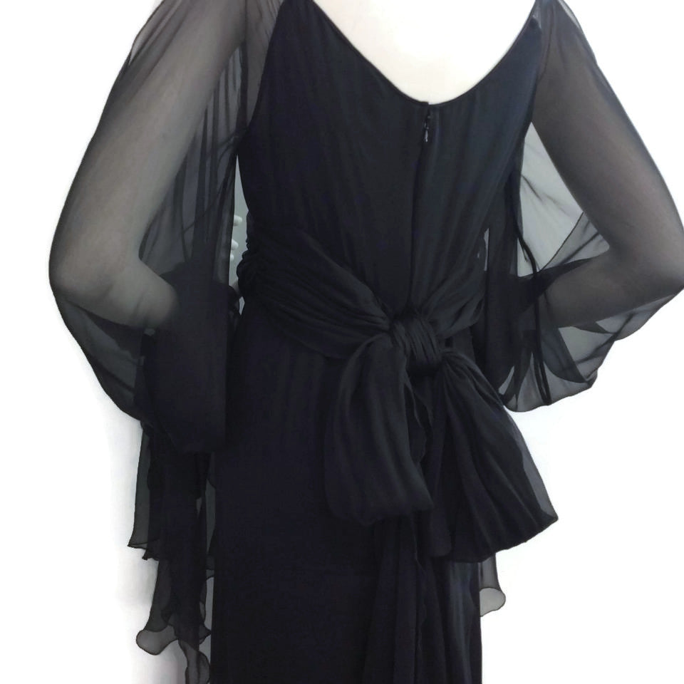 VINTAGE CLOTHING – Roundabout Resale Couture